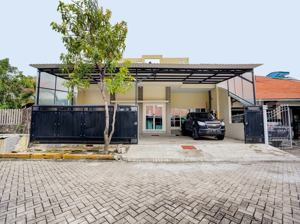 Otel Oyo 90173 Innapp Tenggilis Family Residence, Surabaya, foto