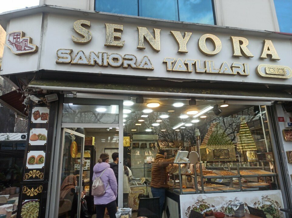 Pasta, şekerleme ve tatlı Senyora Tatlıları, İstanbul, foto