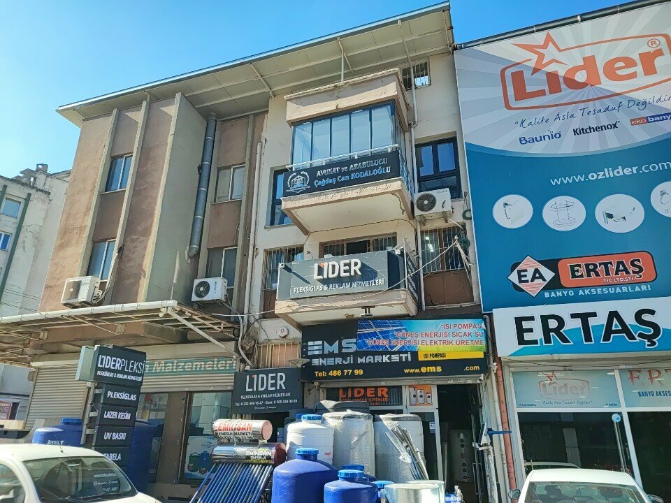 Avukatlar Avukat Çağdaş Can Kodaloğlu, İzmir, foto