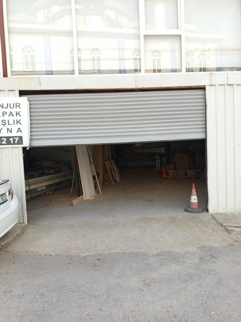 Sanayi kuruluşu İgem Cnc, İzmir, foto
