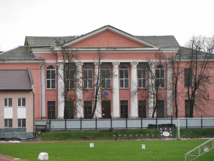 Askeri okullar Kadetskaya shkola, Velikie Luky, foto