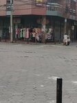 La botonera (Santa Cruz de la Sierra, Distrito Municipal 11, Subdistrito CIV, Camiri, 32), dış giyim mağazası  Bolivya'dan