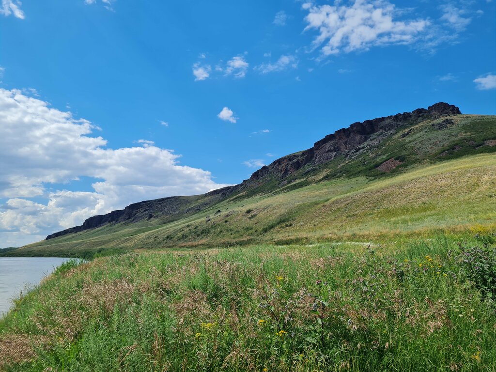 Dağ zirvesi Mountain peak, Karağandı eyaleti, foto