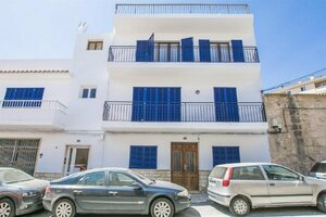 YourHouse Port Apartments (Islas Baleares, Calle Metge Reynes, 3), otel  Balear Adaları'ndan