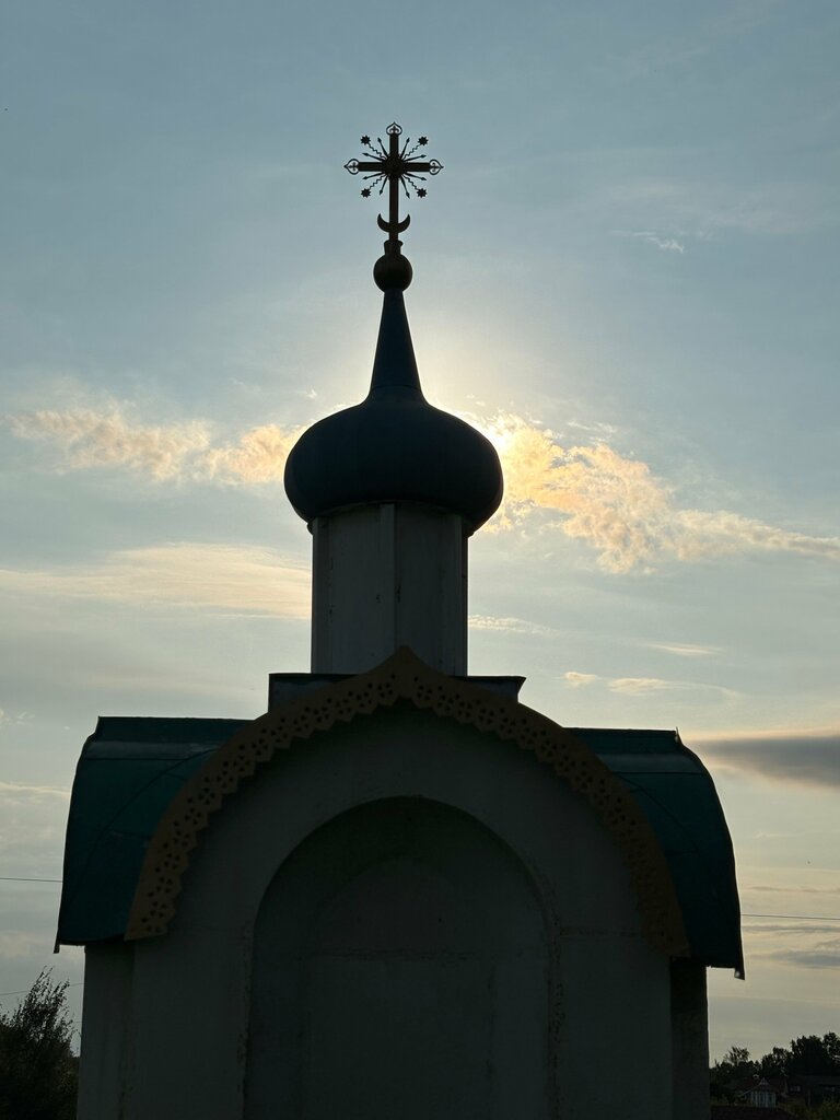 Şapel, haç anıtı Chasovnya na Slobodskoy, Suzdal, foto