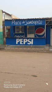 Placa do Sambapito (Luanda Province, Municipality of Luanda, Lixeira), bar  Loanda'dan