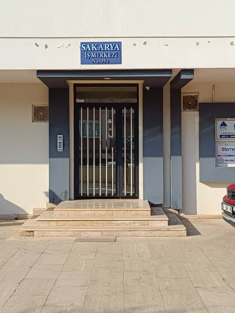 Banka Avukat Hasan Hüseyin Civar, Antalya, foto