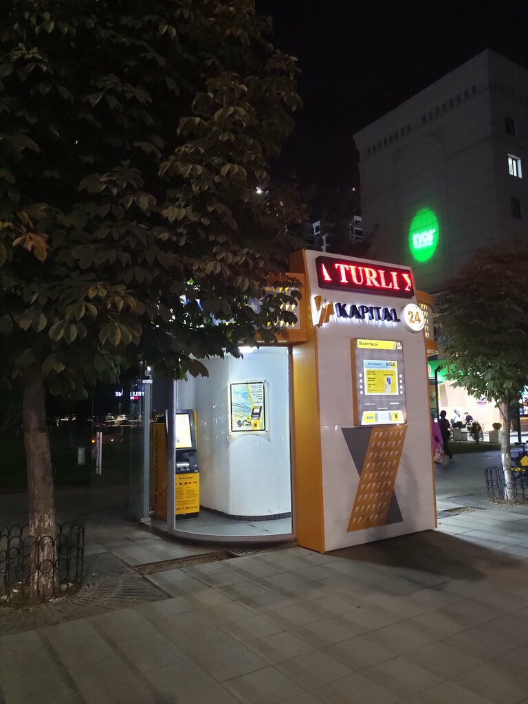 ATM'ler Kapitalbank, Taşkent, foto