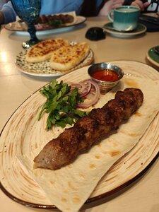 Ёrzoon (100-letiya Vladivostoka Avenue No:72), restoran  Vladivostok'tan