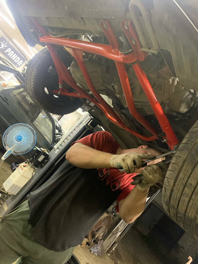 Otomobil servisi Fast Custom Garage, Kazan, foto