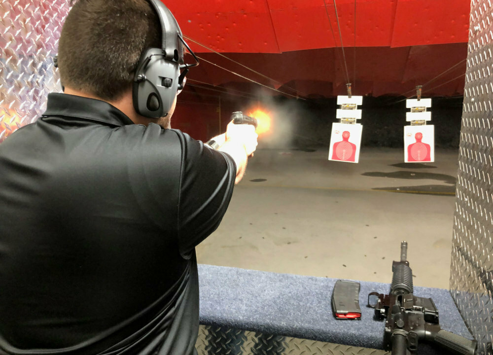 Silah ve koruma ürünleri Miami Guns & Range, La Paz, foto