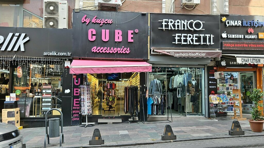 Bijuteriler Cube Accessories, İstanbul, foto