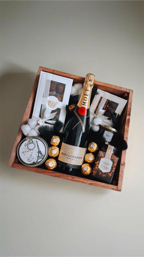 Hediyelik eşya mağazaları Bon Marche SPb, Saint‑Petersburg, foto