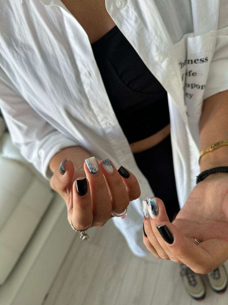 Manikür-pedikür Ezhova. Nails, Moskova, foto