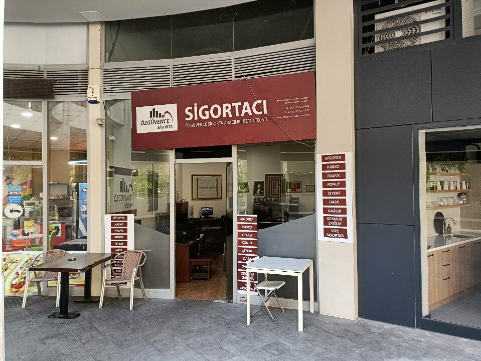 Sigorta acentaları Özgüvence Sigorta, İstanbul, foto