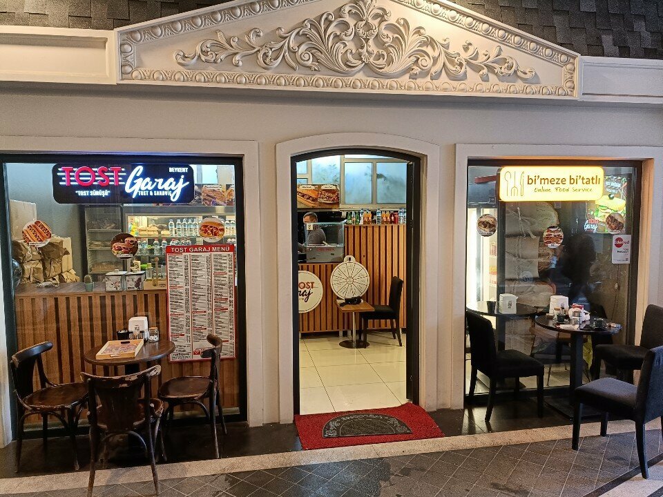 Yemek salonu, gastromarket Tost Garaj, İstanbul, foto