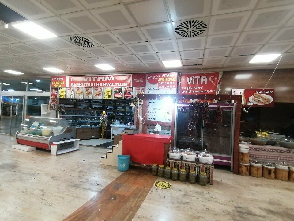 Kasap, şarküteri Vitam, Konya, foto