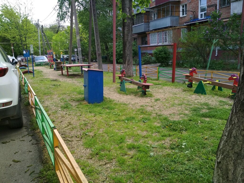 Oyun alanı Playground, Krasnodar, foto