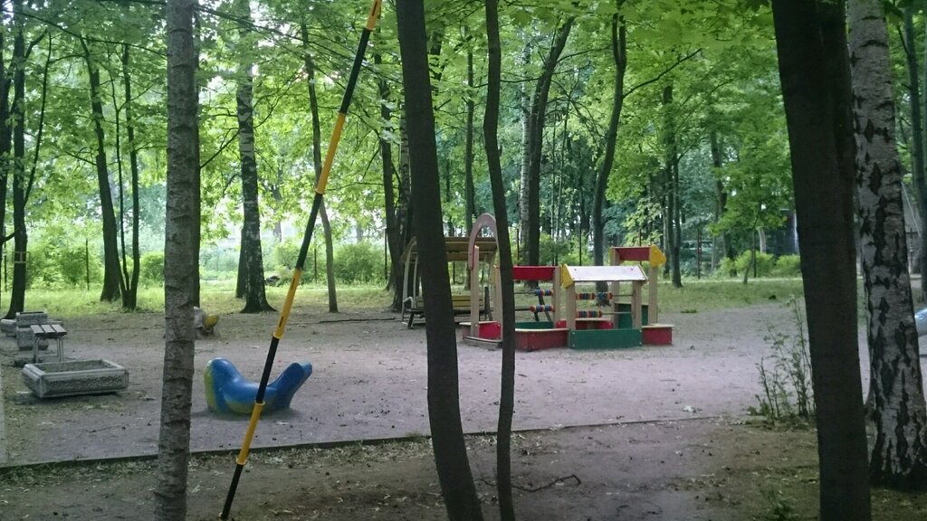Oyun alanı Playground, Saint‑Petersburg, foto