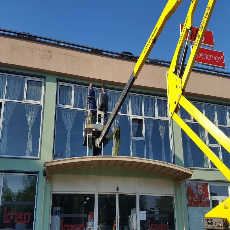 Kimyasal üretim firmaları Impresa di Pulizie Pulywash, Arezzo, foto