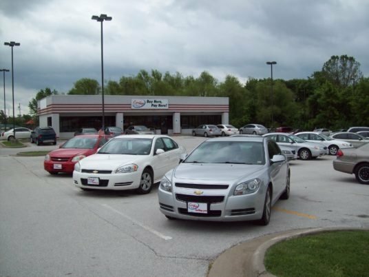 Kamyon ve ağır vasıta satış ve servis firmaları CarHop Auto Sales & Finance, Springfield, foto
