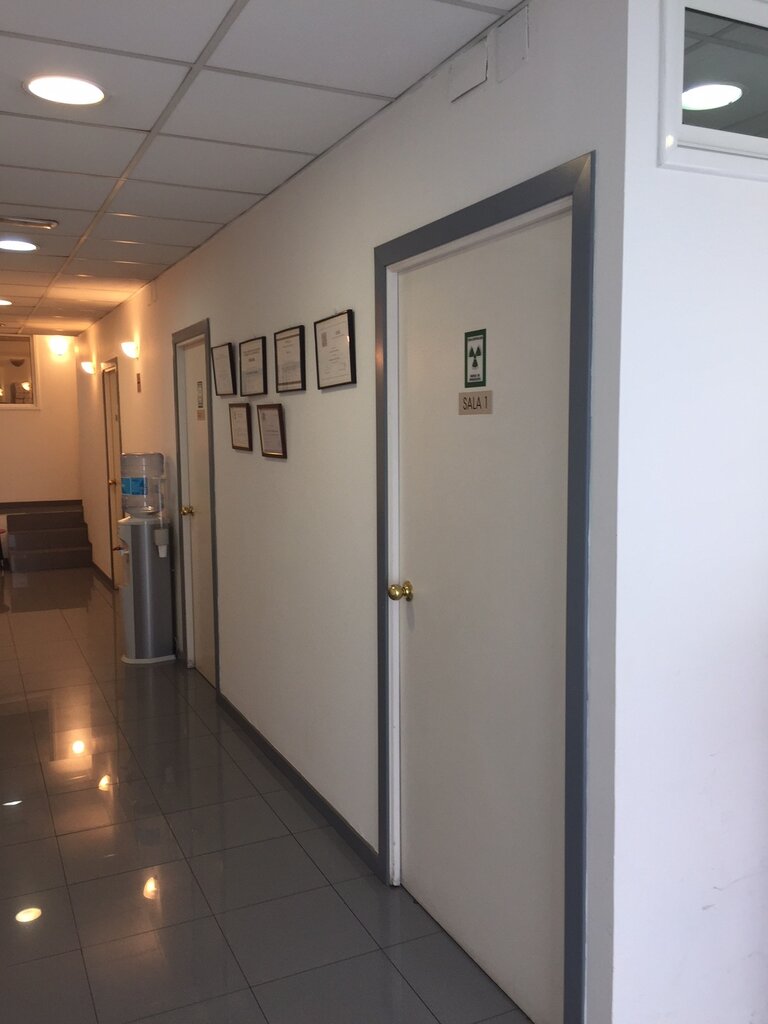 Özel ağız ve diş sağlığı klinikleri ve muayenehaneleri Centro Dental Fontverda, Katalonya, foto