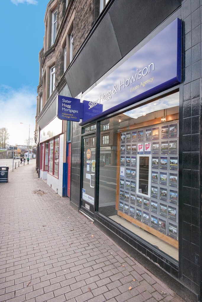 Arazi dizisi Slater Hogg & Howison Sales and Letting Agents Bishopbriggs, Doğu Dunbartstonshire Konseyi, foto