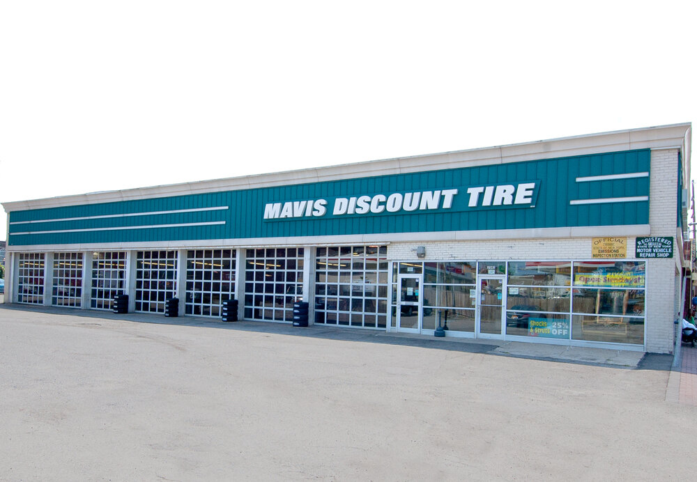 Otomobil ekspertizi Mavis Discount Tire, New York Eyaleti, foto