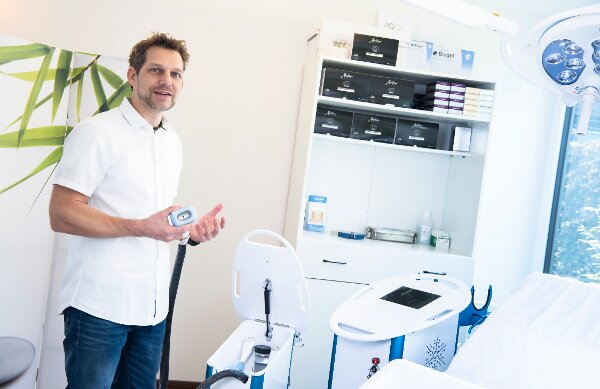 Plastik cerrahi klinikleri Schönheits-OP-Tirol - Dr. Fabian Petschke, Innsbruck, foto