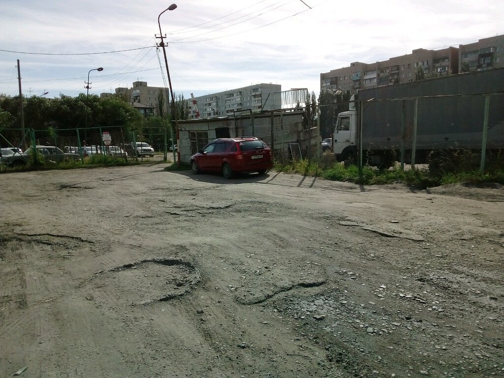 Otoparklar Автостоянка, Omsk, foto