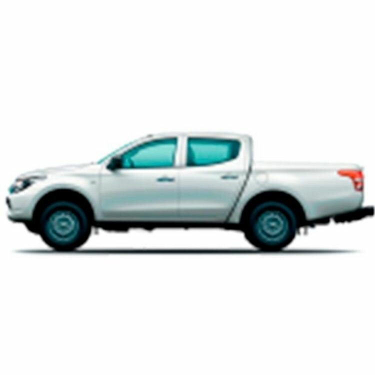 Otomobil yedek parçaları Almacén Mazda Montero, Medellin, foto