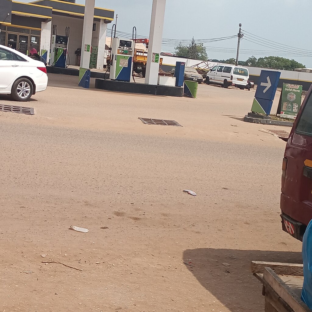 Benzin istasyonu Maxxon Petrol Station, Dünya, foto