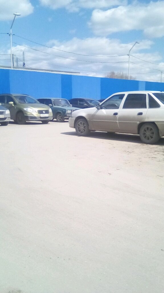 Otoparklar Parking lot, Saratovskaya oblastı, foto