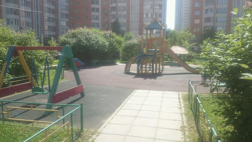 Oyun alanı Playground, Moskova, foto