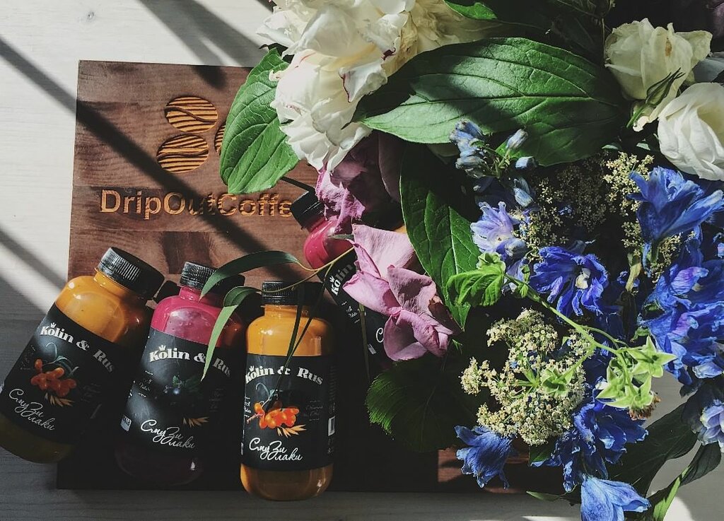 Kahve dükkanları Dripoutcoffee, Klin, foto