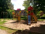 Playground (Kaulya Street No:27), oyun alanı  Tula'dan