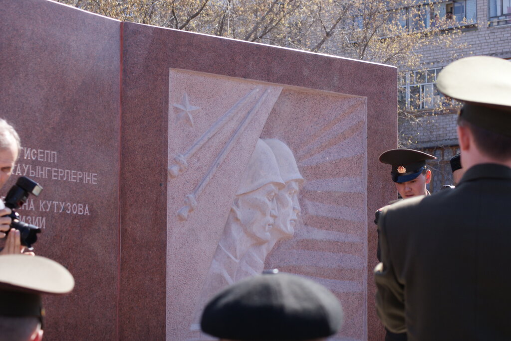 Anıt, heykel Monument to the Soldiers of the 314th Rifle Division, Petropavl (Petropavlovsk), foto
