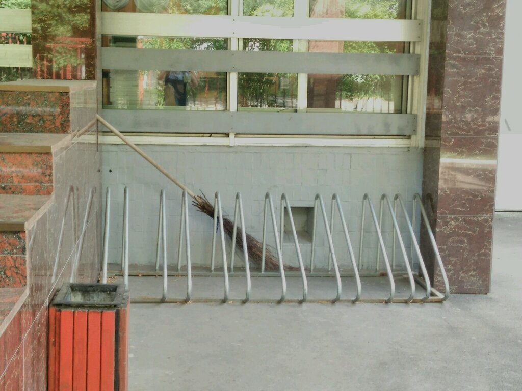 Bisiklet park yerleri Bicycle parking, Moskova, foto