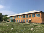 Батаминская средняя общеобразовательная школа (Kommunisticheskiy pereulok No:2, selo Batama), ortaokul  İrkutskaya oblastından