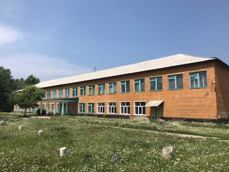 Ortaokul Батаминская средняя общеобразовательная школа, İrkutskaya oblastı, foto