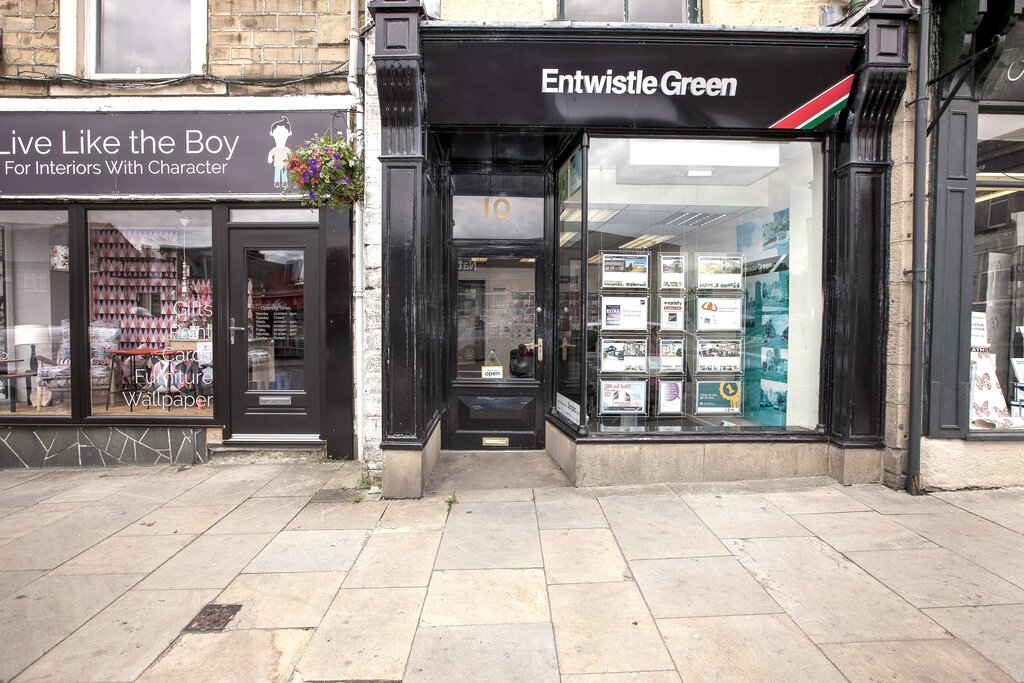 Arazi dizisi Entwistle Green Sales and Letting Agents Colne, İngiltere, foto