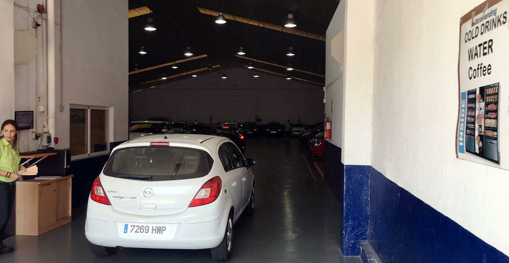 Oto kiralama MalagaCar.com, Endülüs, foto