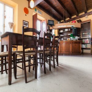 Bar Ristorante Caffè Vecchio (Friuli-Venezia Giulia, Provincia di Udine, Via Mistruzzi, 2), restoran  Friuli‑Venezia Giulia'dan