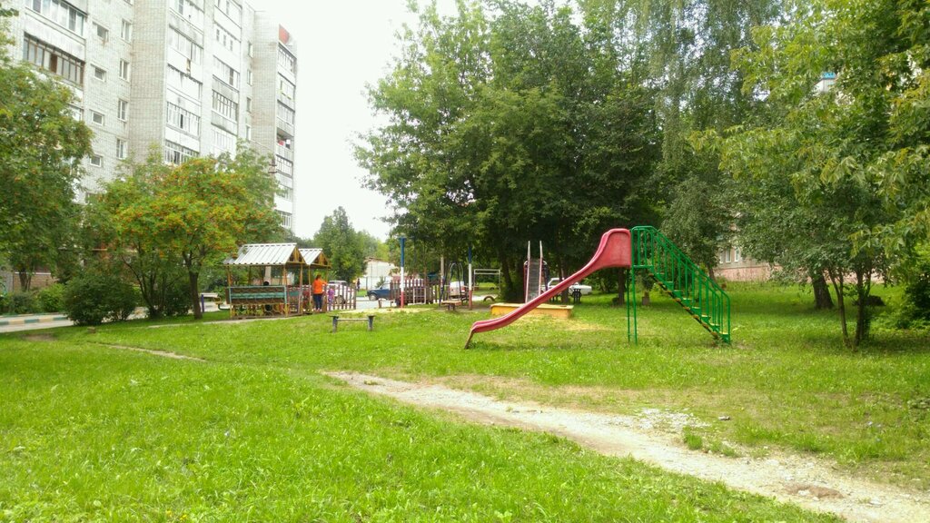 Oyun alanı Детская площадка, Tula, foto