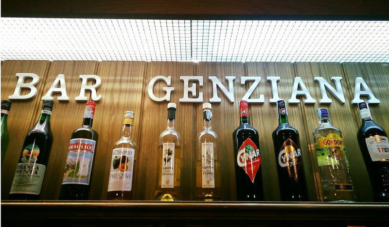 Bar Bar Genziana, Dünya, foto