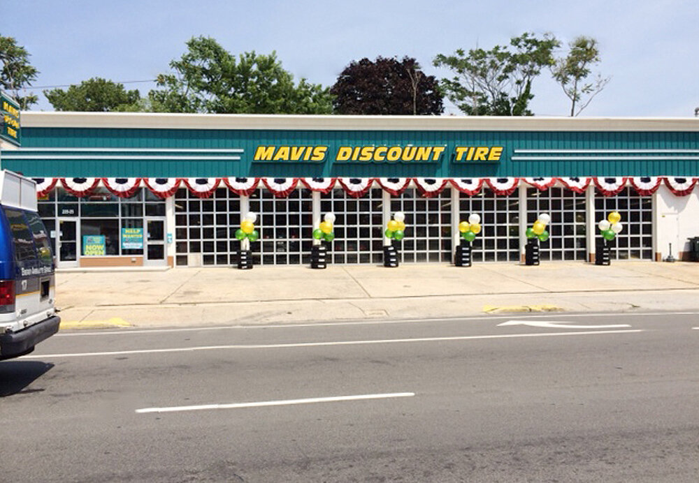 Express yağ değişim noktası Mavis Discount Tire, New York, foto