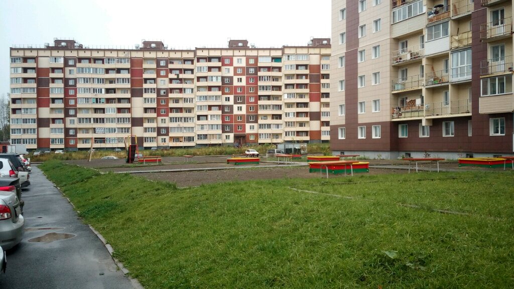 Oyun alanı Playground, Novosibirsk, foto