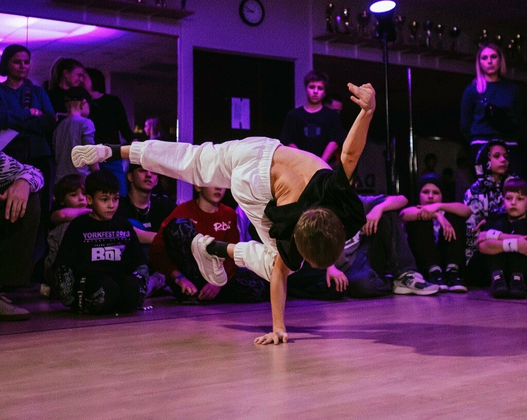 Dans okulları R3, Velikiy Novgorod, foto