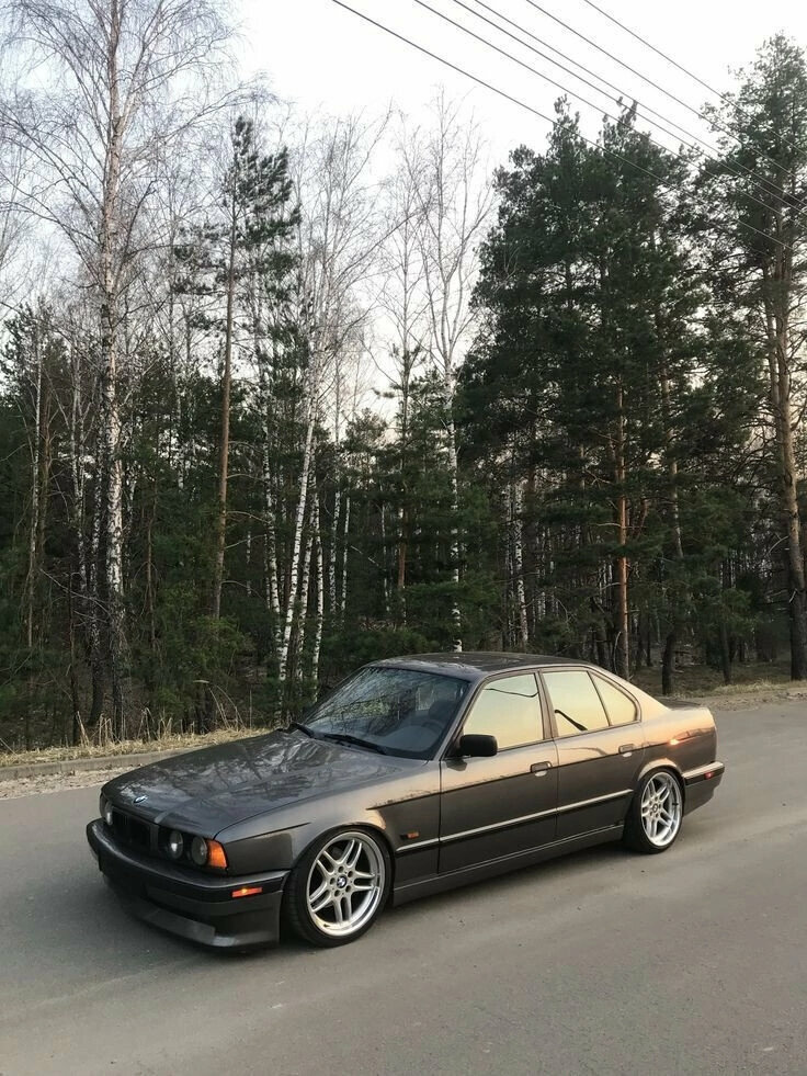 Oto lastik tamiri Невский, Saint‑Petersburg ve Leningradskaya oblastı, foto