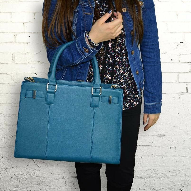 Ayakkabı mağazaları Çanta Türk, İstanbul, foto